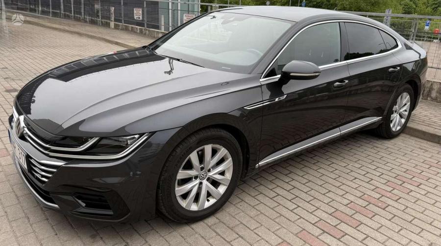 Black Volkswagen Arteon 2020 in Vilnius, with an engine capacity of 1.98 L and mileage of 78 thousand km for 24800 €, photo 1 on AUTOMOTO.COM.LV