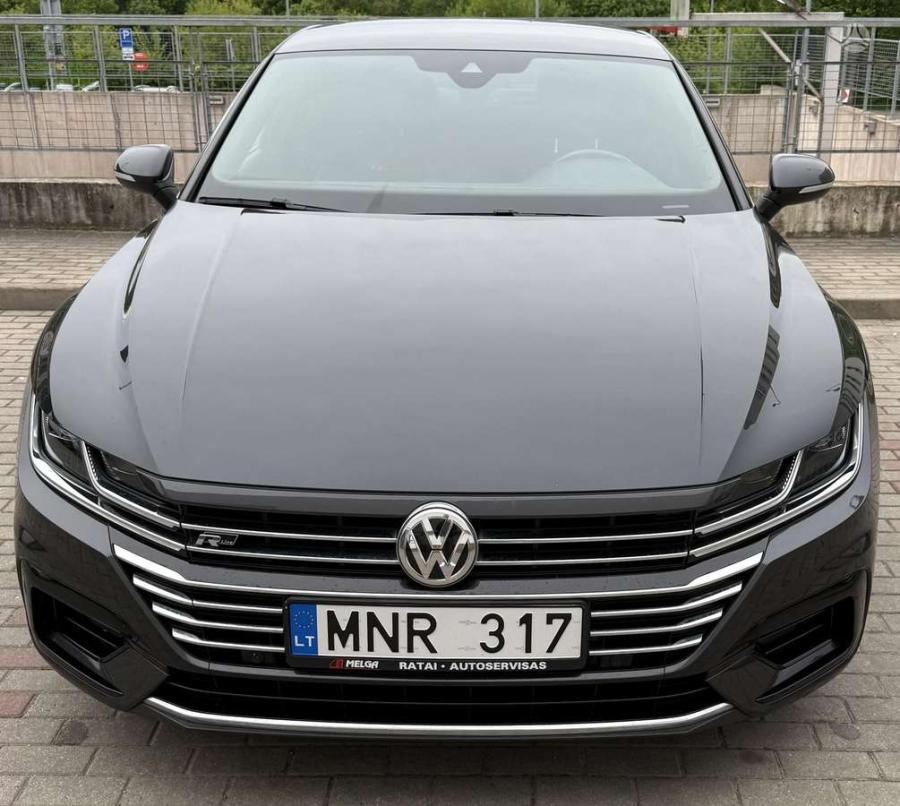 Black Volkswagen Arteon 2020 in Vilnius, with an engine capacity of 1.98 L and mileage of 78 thousand km for 24800 €, photo 4 on AUTOMOTO.COM.LV