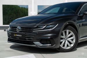 Melns Volkswagen Arteon 2020 Viļņa, ar dzinēja tilpumu 2.00 L un nobraukumu 82 tūkst. km par 23950 €, foto 3 vietnē AUTOMOTO.COM.LV