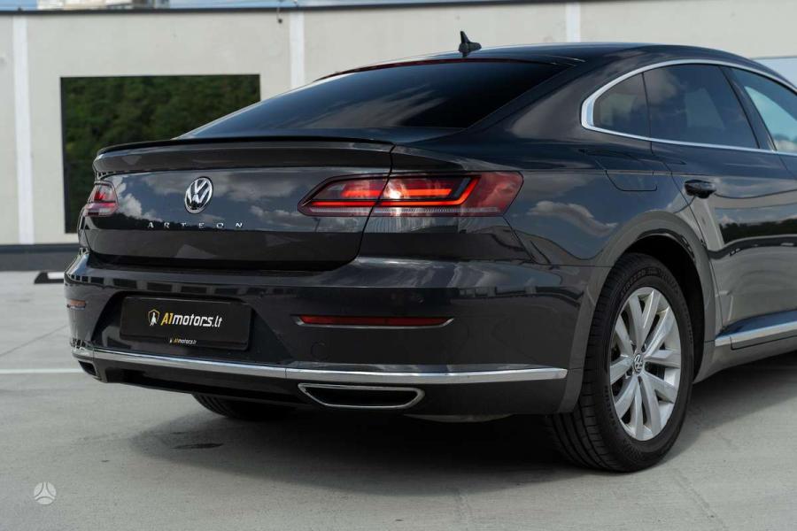 Melns Volkswagen Arteon 2020 Viļņa, ar dzinēja tilpumu 2.00 L un nobraukumu 82 tūkst. km par 23950 €, foto 9 vietnē AUTOMOTO.COM.LV
