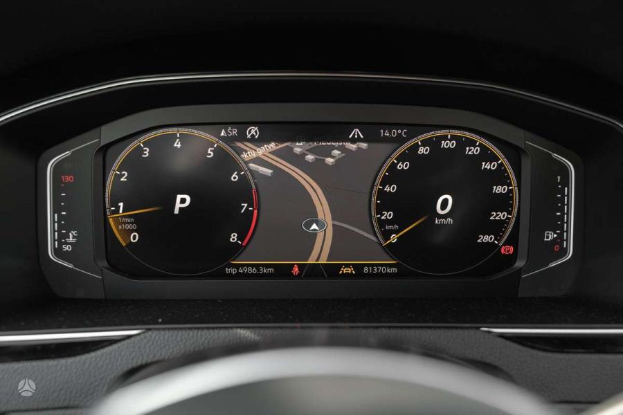 Melns Volkswagen Arteon 2020 Viļņa, ar dzinēja tilpumu 2.00 L un nobraukumu 82 tūkst. km par 23950 €, foto 24 vietnē AUTOMOTO.COM.LV