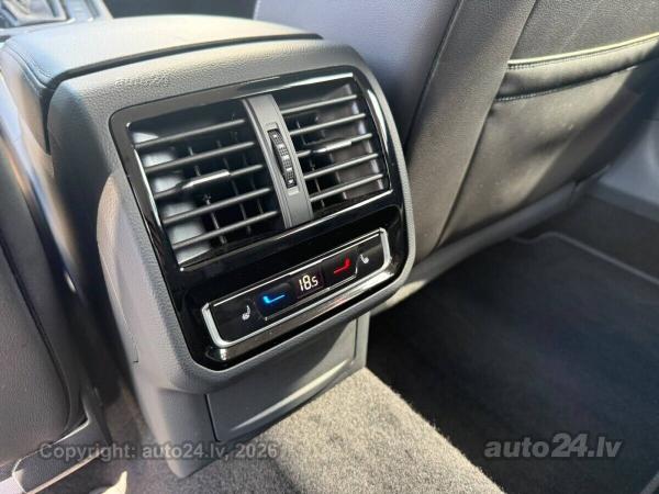 Melns Volkswagen Arteon 2023 Tallina, ar dzinēja tilpumu 2.00 L un nobraukumu 106 tūkst. km par 30500 €, foto 10 vietnē AUTOMOTO.COM.LV