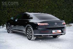 Black Volkswagen Arteon 2024 in Riga, with an engine capacity of 2.00 L and mileage of 28 thousand km for 32900 €, photo 9 on AUTOMOTO.COM.LV