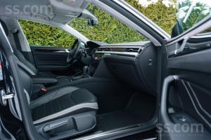 Black Volkswagen Arteon 2024 in Riga, with an engine capacity of 2.00 L and mileage of 28 thousand km for 32900 €, photo 14 on AUTOMOTO.COM.LV