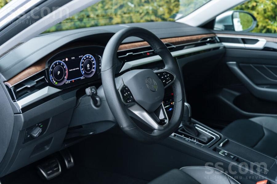 Black Volkswagen Arteon 2024 in Riga, with an engine capacity of 2.00 L and mileage of 28 thousand km for 32900 €, photo 19 on AUTOMOTO.COM.LV