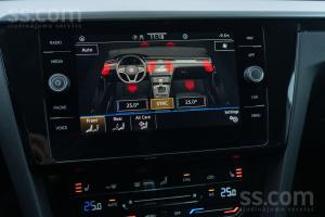 Black Volkswagen Arteon 2024 in Riga, with an engine capacity of 2.00 L and mileage of 28 thousand km for 32900 €, photo 22 on AUTOMOTO.COM.LV