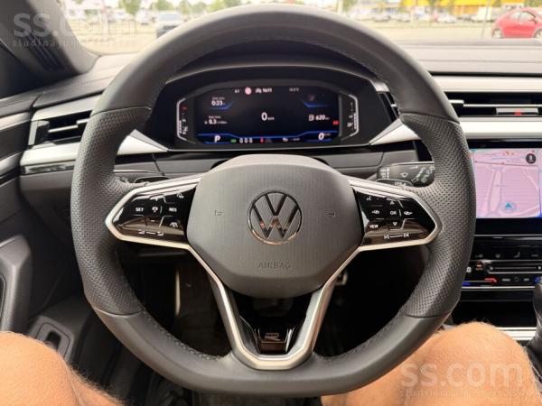 Black Volkswagen Arteon 2020 in Riga, with an engine capacity of 2.00 L and mileage of 178 thousand km for 18999 €, photo 7 on AUTOMOTO.COM.LV