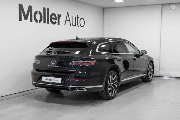 Melns Volkswagen Arteon 2021 Viļņa, ar dzinēja tilpumu 1.40 L un nobraukumu 109 tūkst. km par 24900 €, foto 3 vietnē AUTOMOTO.COM.LV