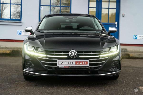 Black Volkswagen Arteon 2021 in Vilnius, with an engine capacity of 1.97 L and mileage of 131 thousand km for 26500 €, photo 2 on AUTOMOTO.COM.LV