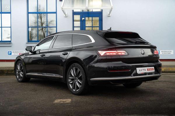 Black Volkswagen Arteon 2021 in Vilnius, with an engine capacity of 1.97 L and mileage of 131 thousand km for 26500 €, photo 10 on AUTOMOTO.COM.LV