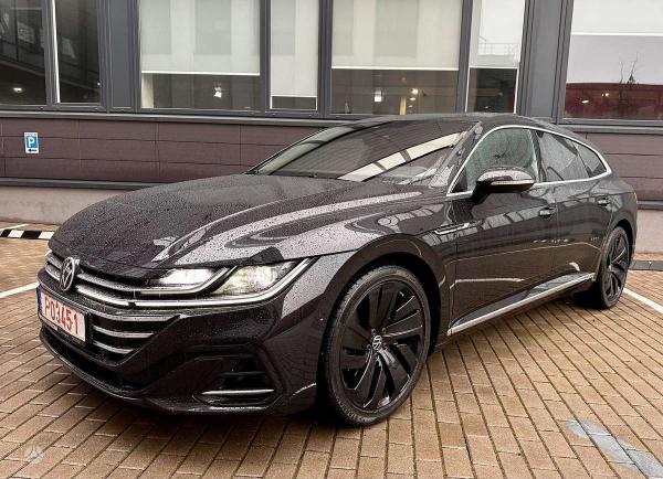 Black Volkswagen Arteon 2021 in Raseiniai, with an engine capacity of 1.97 L and mileage of 84 thousand km for 28500 €, photo 1 on AUTOMOTO.COM.LV