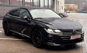 Black Volkswagen Arteon 2021 in Raseiniai, with an engine capacity of 1.97 L and mileage of 84 thousand km for 28500 €, photo 9 on AUTOMOTO.COM.LV