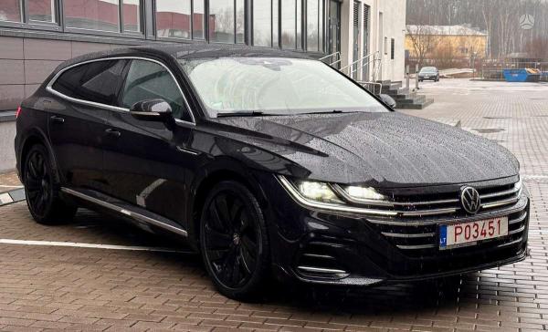Black Volkswagen Arteon 2021 in Raseiniai, with an engine capacity of 1.97 L and mileage of 84 thousand km for 28500 €, photo 9 on AUTOMOTO.COM.LV