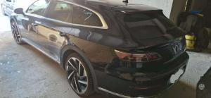 Black Volkswagen Arteon 2021 in Kaunas, with an engine capacity of 1.97 L and mileage of 200 thousand km for 19500 €, photo 3 on AUTOMOTO.COM.LV