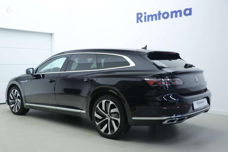 Melns Volkswagen Arteon 2021 Viļņa, ar dzinēja tilpumu 1.40 L un nobraukumu 137 tūkst. km par 25990 €, foto 2 vietnē AUTOMOTO.COM.LV