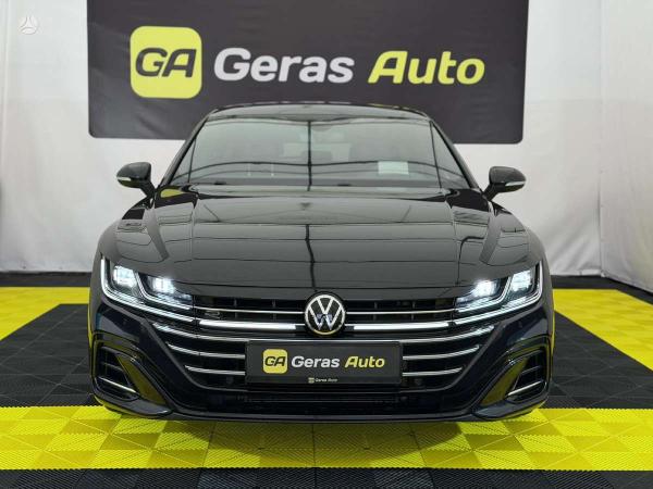 Melns Volkswagen Arteon 2021 Viļņa, ar dzinēja tilpumu 1.97 L un nobraukumu 128 tūkst. km par 26450 €, foto 2 vietnē AUTOMOTO.COM.LV