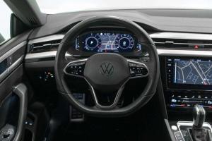 Black Volkswagen Arteon 2021 in Vilnius, with an engine capacity of 1.40 L and mileage of 112 thousand km for 23900 €, photo 12 on AUTOMOTO.COM.LV