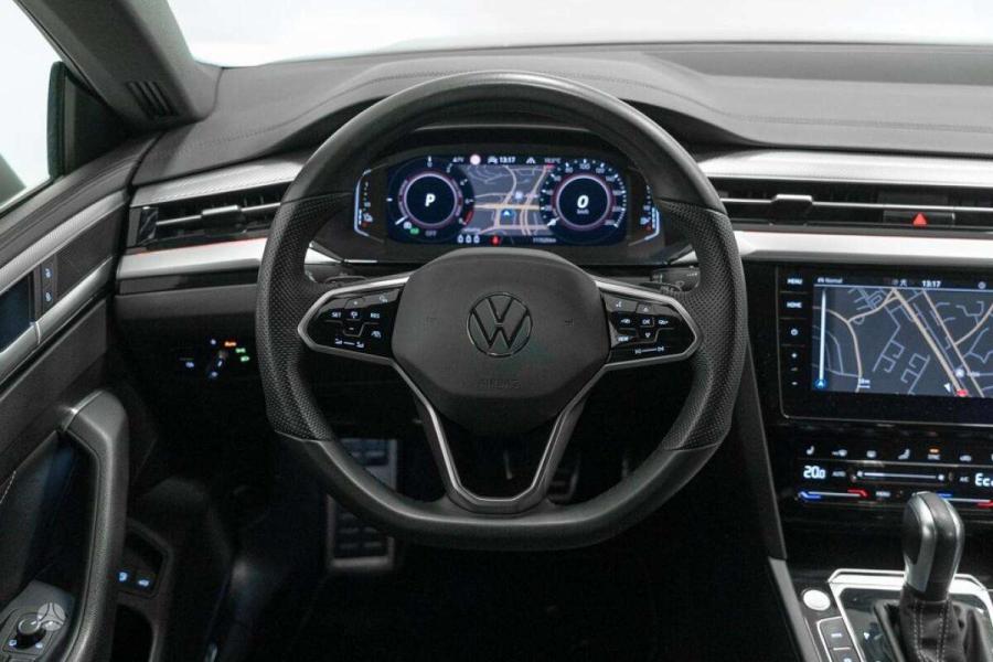 Black Volkswagen Arteon 2021 in Vilnius, with an engine capacity of 1.40 L and mileage of 112 thousand km for 23900 €, photo 12 on AUTOMOTO.COM.LV