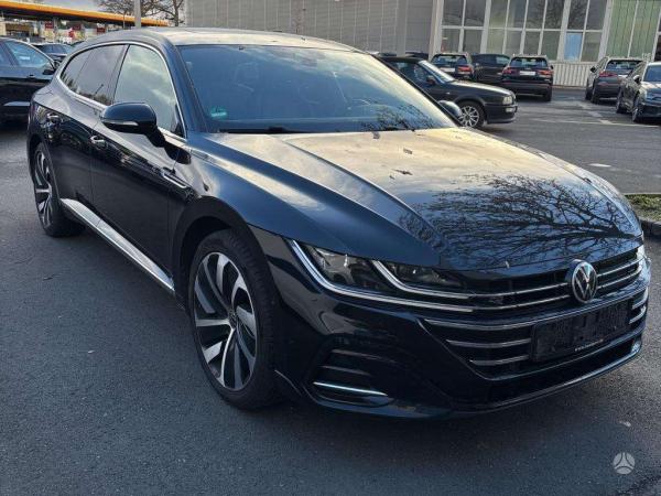 Black Volkswagen Arteon 2021 in Vilnius, with an engine capacity of 1.40 L and mileage of 157 thousand km for 23232 €, photo 2 on AUTOMOTO.COM.LV