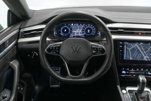Black Volkswagen Arteon 2021 in Vilnius, with an engine capacity of 1.40 L and mileage of 112 thousand km for 23900 €, photo 12 on AUTOMOTO.COM.LV