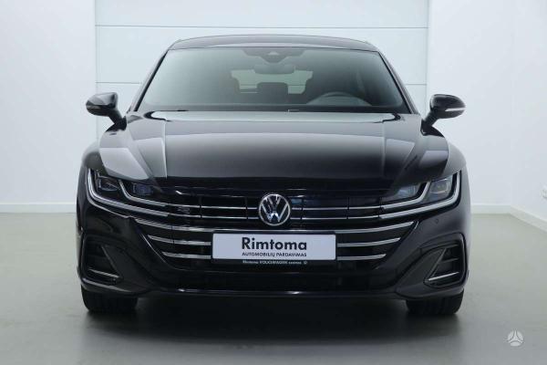 Black Volkswagen Arteon 2021 in Vilnius, with an engine capacity of 1.40 L and mileage of 137 thousand km for 25490 €, photo 6 on AUTOMOTO.COM.LV