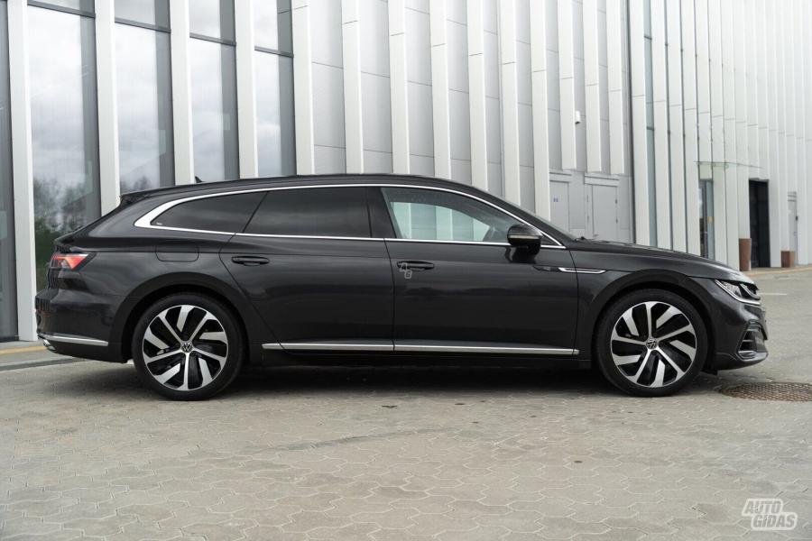 Black Volkswagen Arteon 2021 in Vilnius, with an engine capacity of 2.00 L and mileage of 146 thousand km for 27500 €, photo 7 on AUTOMOTO.COM.LV