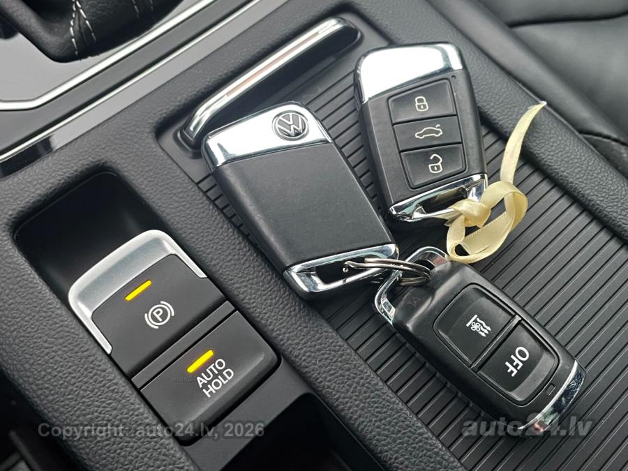 Black Volkswagen Arteon 2021 in Tallinn, with an engine capacity of 2.00 L and mileage of 67 thousand km for 28500 €, photo 13 on AUTOMOTO.COM.LV
