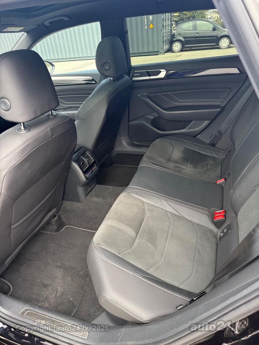 Melns Volkswagen Arteon 2021 Tallina, ar dzinēja tilpumu 2.00 L un nobraukumu 123 tūkst. km par 31000 €, foto 12 vietnē AUTOMOTO.COM.LV