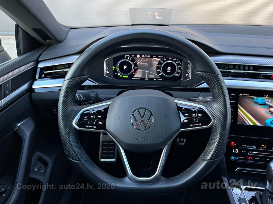 Black Volkswagen Arteon 2021 in Tallinn, with an engine capacity of 1.40 L and mileage of 69 thousand km for 27500 €, photo 16 on AUTOMOTO.COM.LV