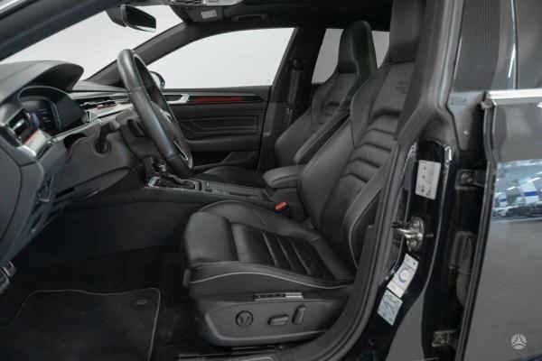 Melns Volkswagen Arteon 2021 Viļņa, ar dzinēja tilpumu 1.40 L un nobraukumu 121 tūkst. km par 25900 €, foto 7 vietnē AUTOMOTO.COM.LV