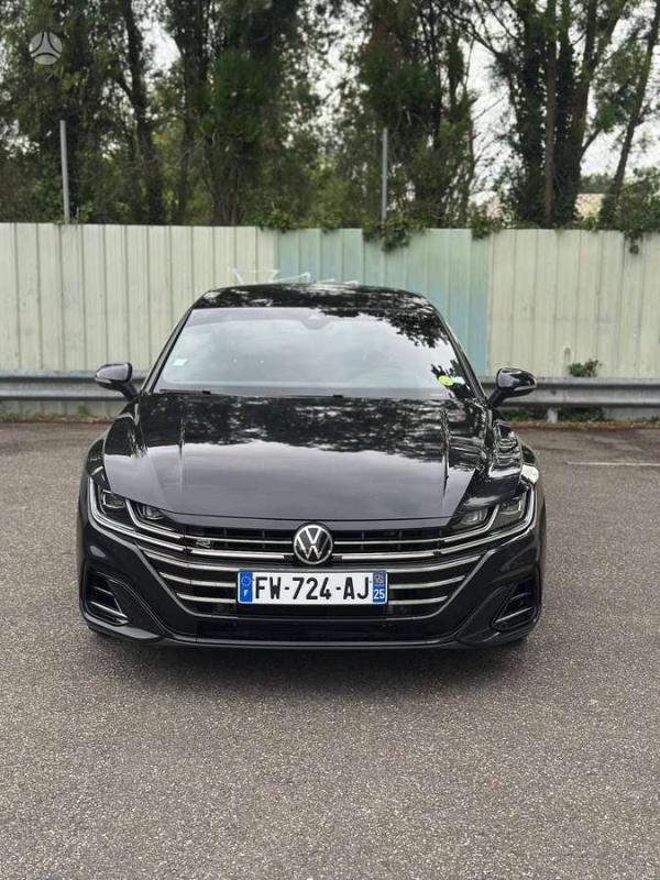 Melns Volkswagen Arteon 2021 Kauņa, ar dzinēja tilpumu 1.97 L un nobraukumu 286 tūkst. km par 15999 €, foto 2 vietnē AUTOMOTO.COM.LV