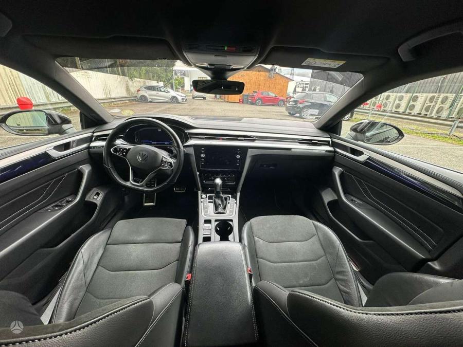 Black Volkswagen Arteon 2021 in Kaunas, with an engine capacity of 1.97 L and mileage of 286 thousand km for 15999 €, photo 13 on AUTOMOTO.COM.LV