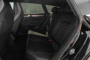 Black Volkswagen Arteon 2021 in Vilnius, with an engine capacity of 2.00 L and mileage of 149 thousand km for 28500 €, photo 16 on AUTOMOTO.COM.LV