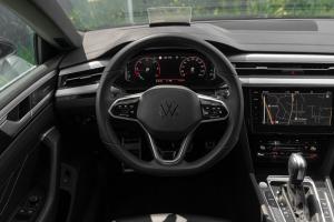 Black Volkswagen Arteon 2021 in Vilnius, with an engine capacity of 2.00 L and mileage of 149 thousand km for 28500 €, photo 20 on AUTOMOTO.COM.LV