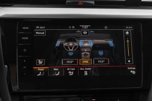 Black Volkswagen Arteon 2021 in Vilnius, with an engine capacity of 2.00 L and mileage of 149 thousand km for 28500 €, photo 26 on AUTOMOTO.COM.LV