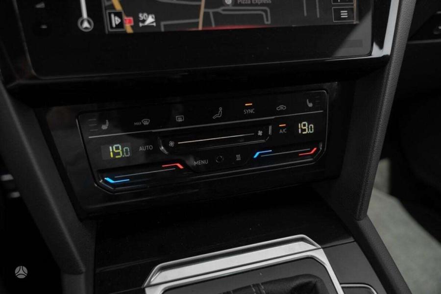 Black Volkswagen Arteon 2021 in Vilnius, with an engine capacity of 2.00 L and mileage of 149 thousand km for 28500 €, photo 10 on AUTOMOTO.COM.LV