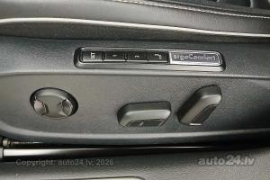 Black Volkswagen Arteon 2021 in Tallinn, with an engine capacity of 2.00 L and mileage of 107 thousand km for 32995 €, photo 16 on AUTOMOTO.COM.LV