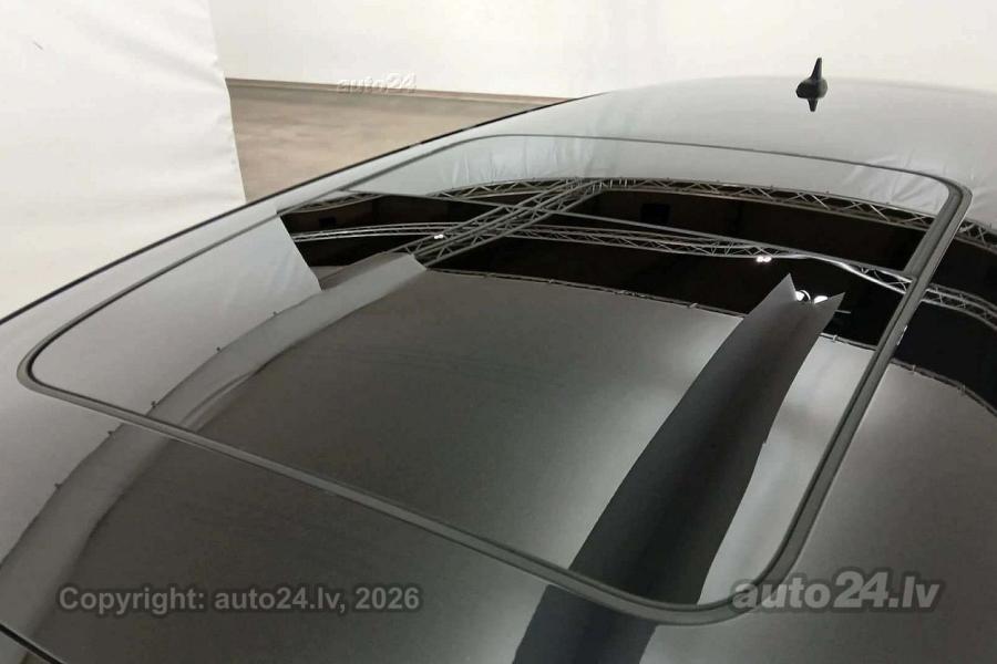 Black Volkswagen Arteon 2021 in Tallinn, with an engine capacity of 2.00 L and mileage of 107 thousand km for 32995 €, photo 18 on AUTOMOTO.COM.LV