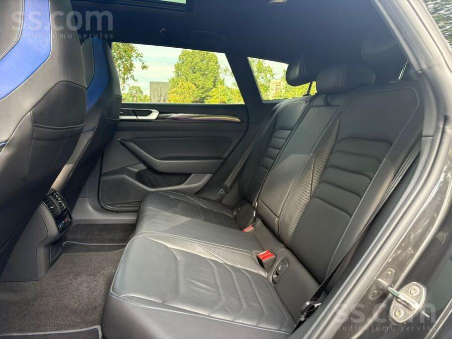Black Volkswagen Arteon 2021 in Riga, with an engine capacity of 2.00 L and mileage of 127 thousand km for 33000 €, photo 7 on AUTOMOTO.COM.LV