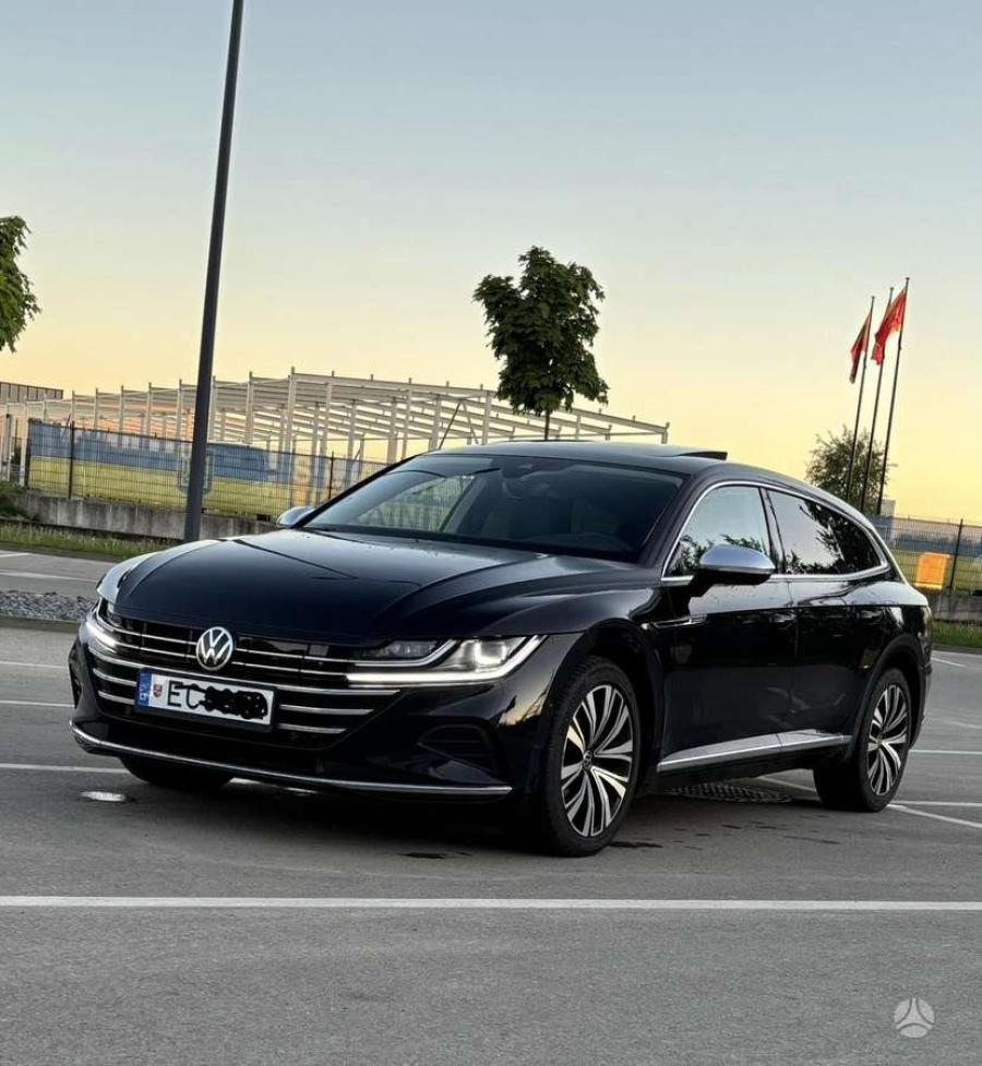 Black Volkswagen Arteon 2021 in Kaunas, with an engine capacity of 1.40 L and mileage of 151 thousand km for 18000 €, photo 1 on AUTOMOTO.COM.LV