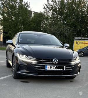 Black Volkswagen Arteon 2021 in Kaunas, with an engine capacity of 1.40 L and mileage of 151 thousand km for 18000 €, photo 4 on AUTOMOTO.COM.LV