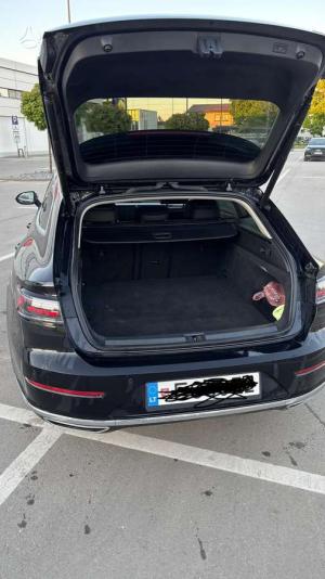 Black Volkswagen Arteon 2021 in Kaunas, with an engine capacity of 1.40 L and mileage of 151 thousand km for 18000 €, photo 9 on AUTOMOTO.COM.LV