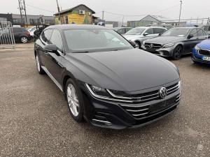 Black Volkswagen Arteon 2022 in Kaunas, with an engine capacity of 1.97 L and mileage of 137 thousand km for 27800 €, photo 2 on AUTOMOTO.COM.LV