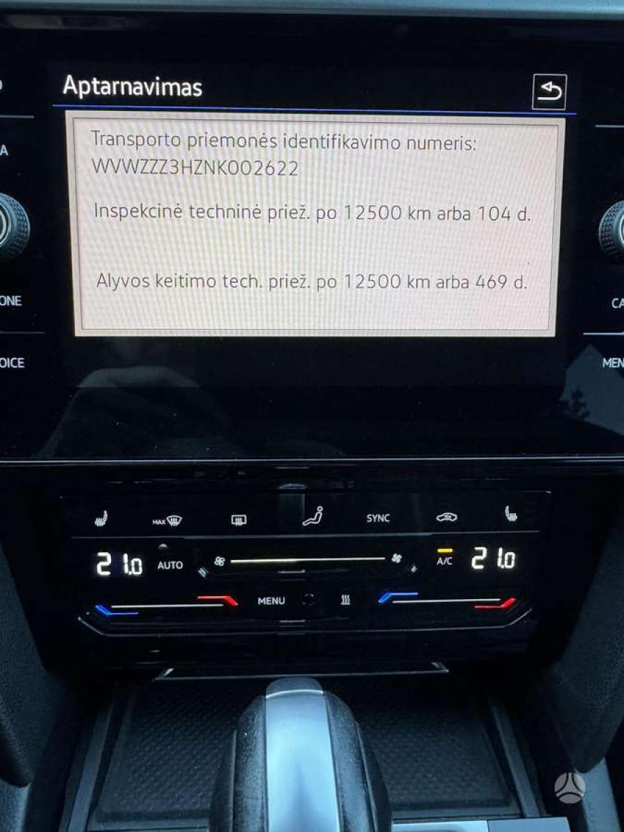 Black Volkswagen Arteon 2022 in Kaunas, with an engine capacity of 1.97 L and mileage of 137 thousand km for 27800 €, photo 19 on AUTOMOTO.COM.LV