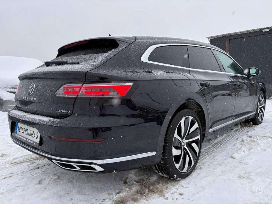Melns Volkswagen Arteon 2022 Viļņa, ar dzinēja tilpumu 1.40 L un nobraukumu 150 tūkst. km par 23350 €, foto 6 vietnē AUTOMOTO.COM.LV