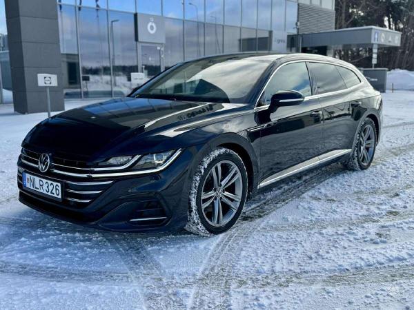 Black Volkswagen Arteon 2022 in Vilnius, with an engine capacity of 1.97 L and mileage of 100 thousand km for 24500 €, photo 3 on AUTOMOTO.COM.LV