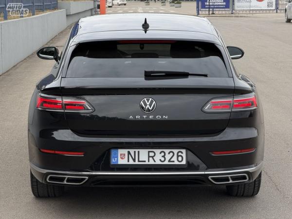 Black Volkswagen Arteon 2022 in Vilnius, with an engine capacity of 2.00 L and mileage of 101 thousand km for 25200 €, photo 3 on AUTOMOTO.COM.LV