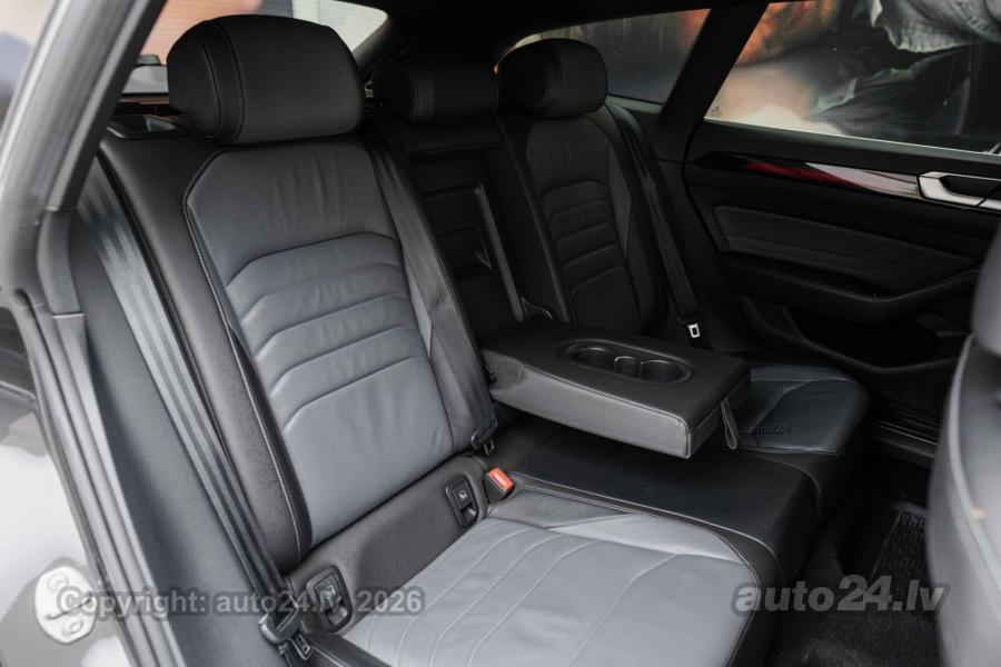 Melns Volkswagen Arteon 2022 Tallina, ar dzinēja tilpumu 2.00 L un nobraukumu 87 tūkst. km par 32900 €, foto 13 vietnē AUTOMOTO.COM.LV