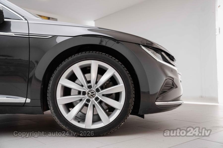 Melns Volkswagen Arteon 2022 Tallina, ar dzinēja tilpumu 2.00 L un nobraukumu 87 tūkst. km par 32900 €, foto 17 vietnē AUTOMOTO.COM.LV