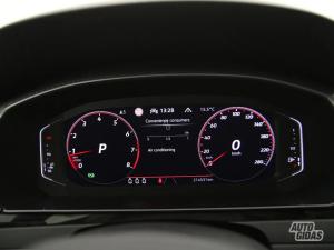 Melns Volkswagen Arteon 2022 Viļņa, ar dzinēja tilpumu 2.00 L un nobraukumu 215 tūkst. km par 22199 €, foto 20 vietnē AUTOMOTO.COM.LV
